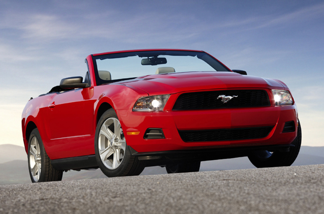 Ford Mustang 2010 - Conduciendo.com