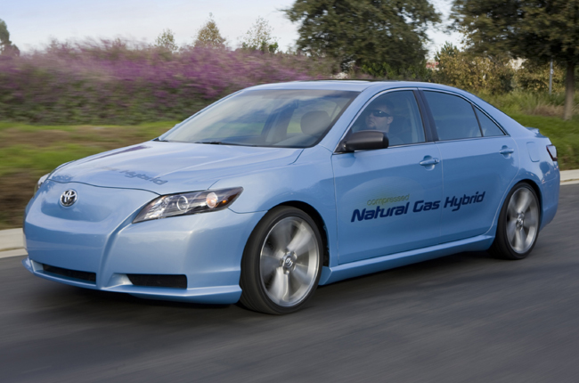 Toyota Camry CNG Hybrid Concept - Conduciendo.com