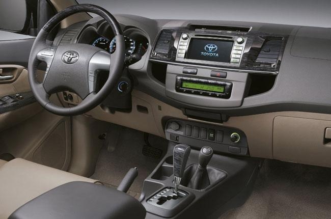 Toyota Fortuner Plus DSL AT 2013 - Conduciendo.com