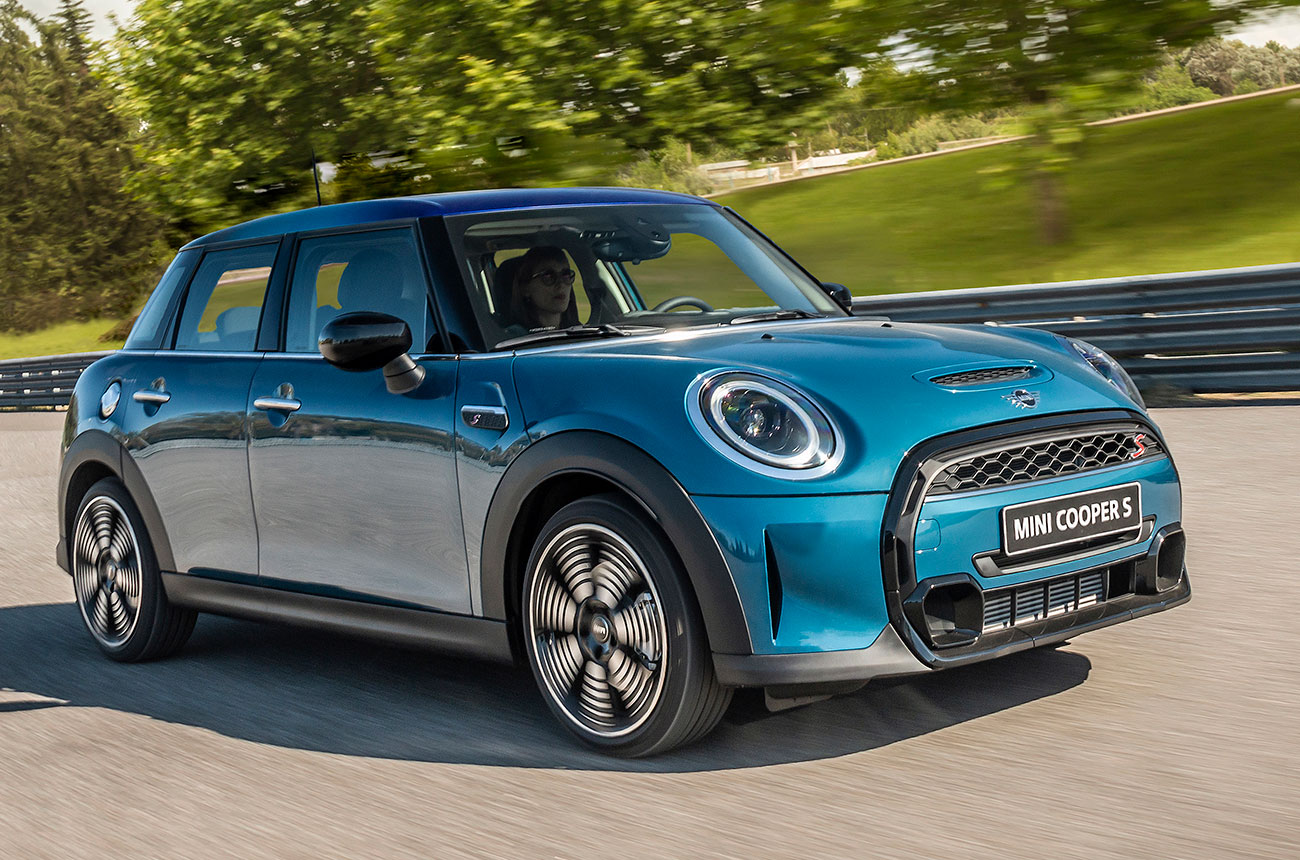 MINI Cooper S Classic Confort 5P 2022 - Conduciendo.com