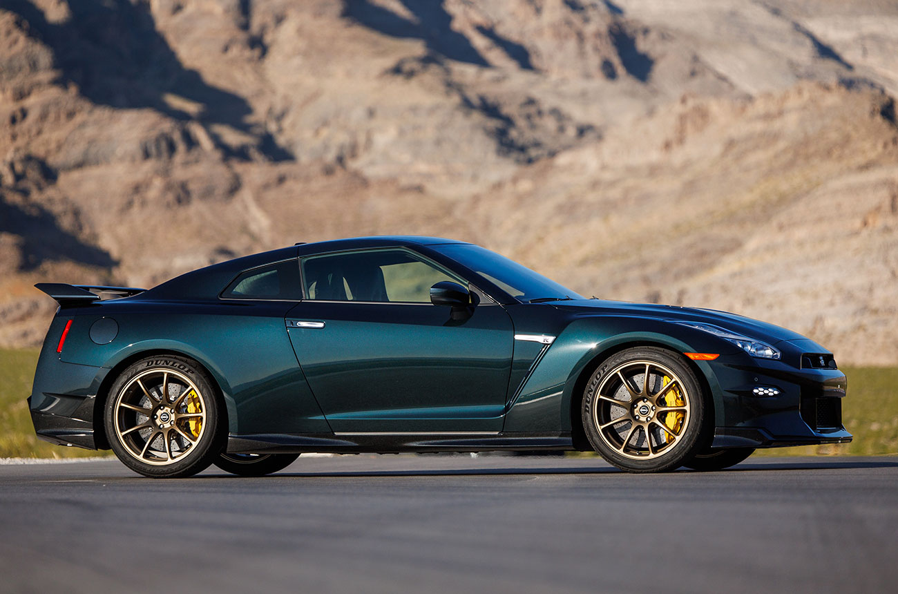 GT-R Skyline Edition T-Spec Takumi Edition- Conduciendo.com